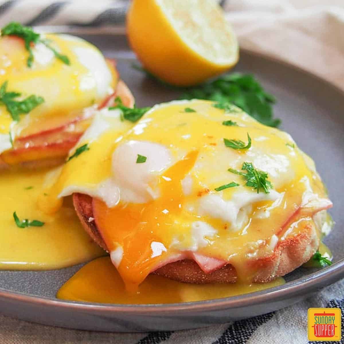 How to Poach an Egg - Easy Perfect Poached Eggs